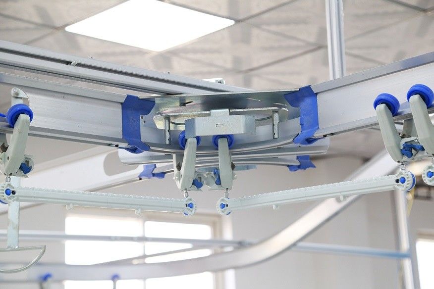 Vertical Conveyor Logistics Garment Hanging System
